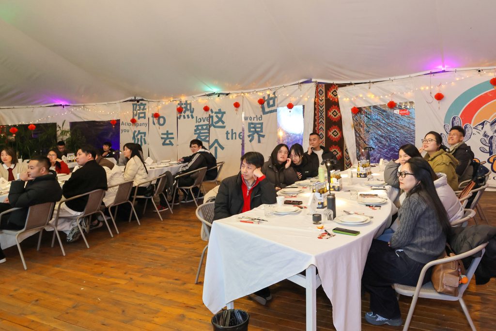 Trung tâm Tiếp thị Ngoại thương Xintai - Tiệc Gala cuối năm 2025